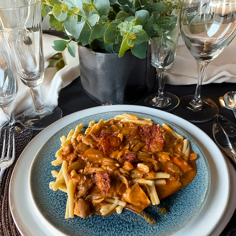 Kuře na paprice s hlívou a křupavou kůží | Recept KitchenStyle.cz